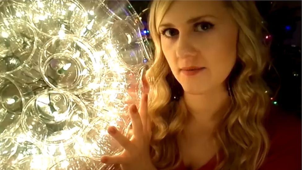 ASMR: What's going on inside my brain? - BBC News