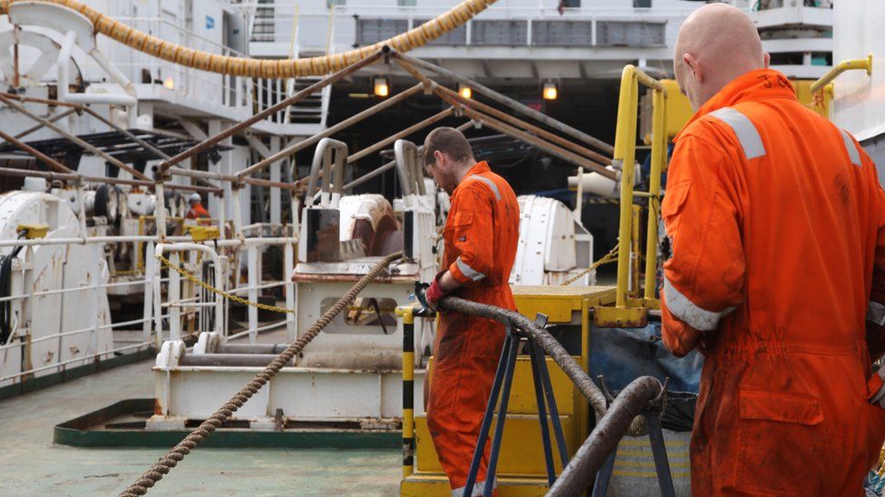 Undersea cable break: Four things you wanted to know - BBC News