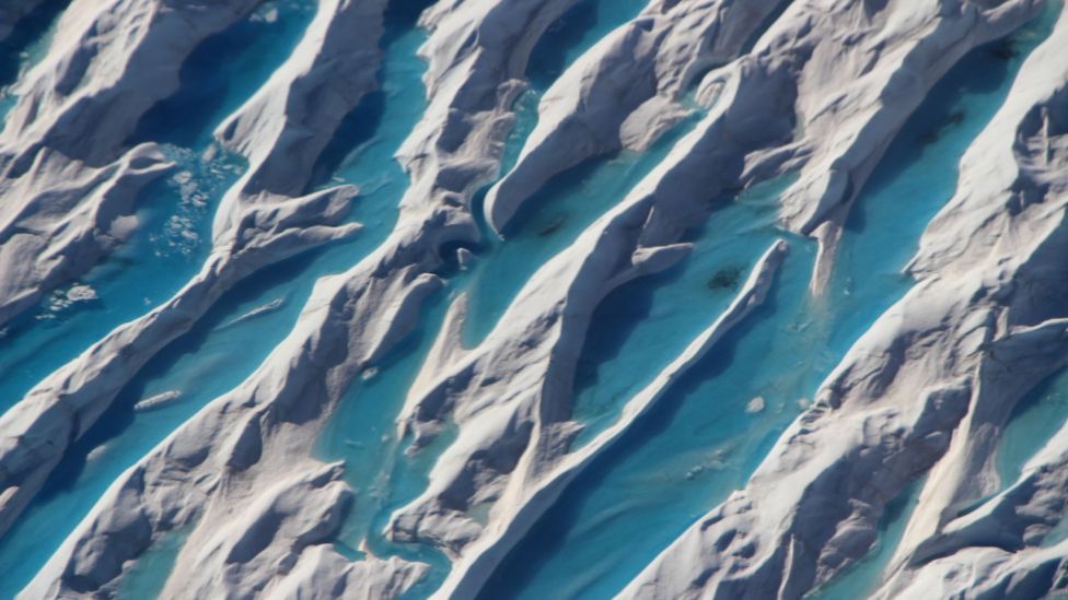 Nasa space lasers track melting of Earth's ice sheets - BBC News