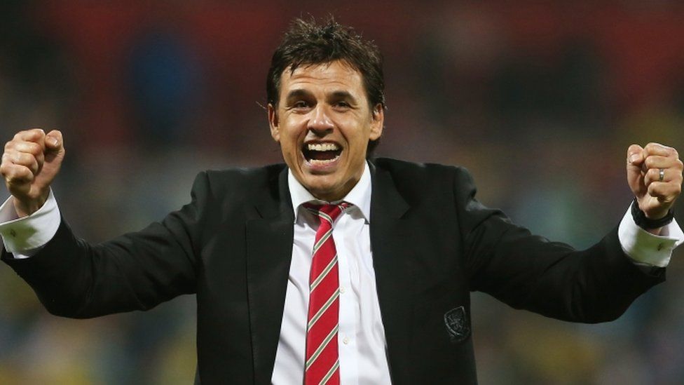 Euro 2016 finals ticket boost for loyal Wales fans - BBC News
