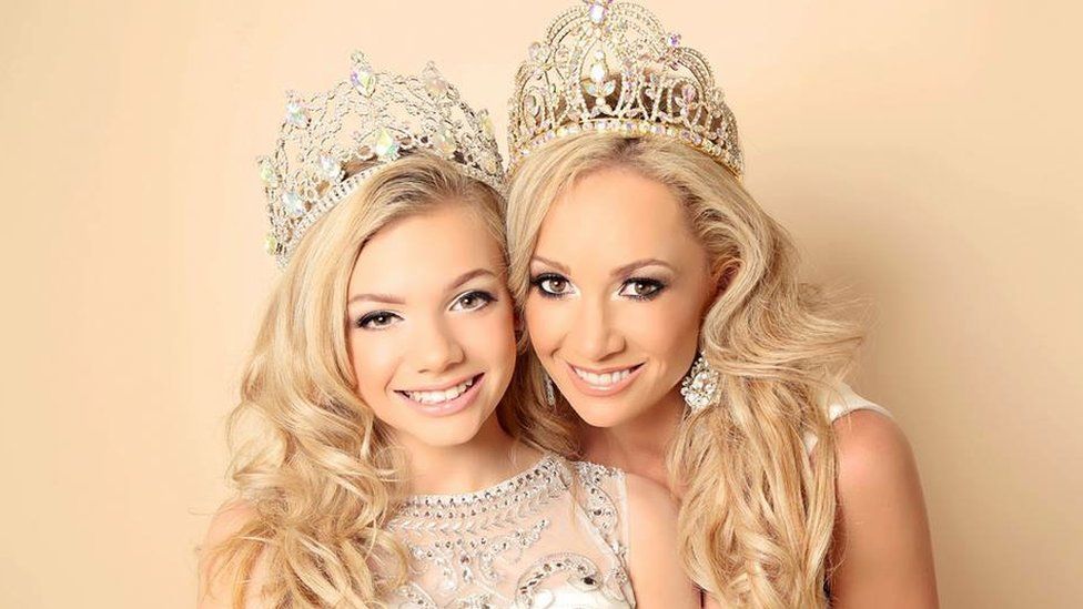 Neighbours star's home burgled by masked gang - BBC News