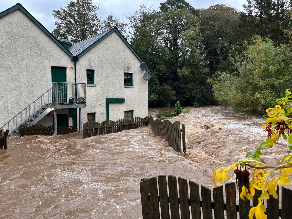 In pictures: Storm Babet strikes across Scotland - BBC News