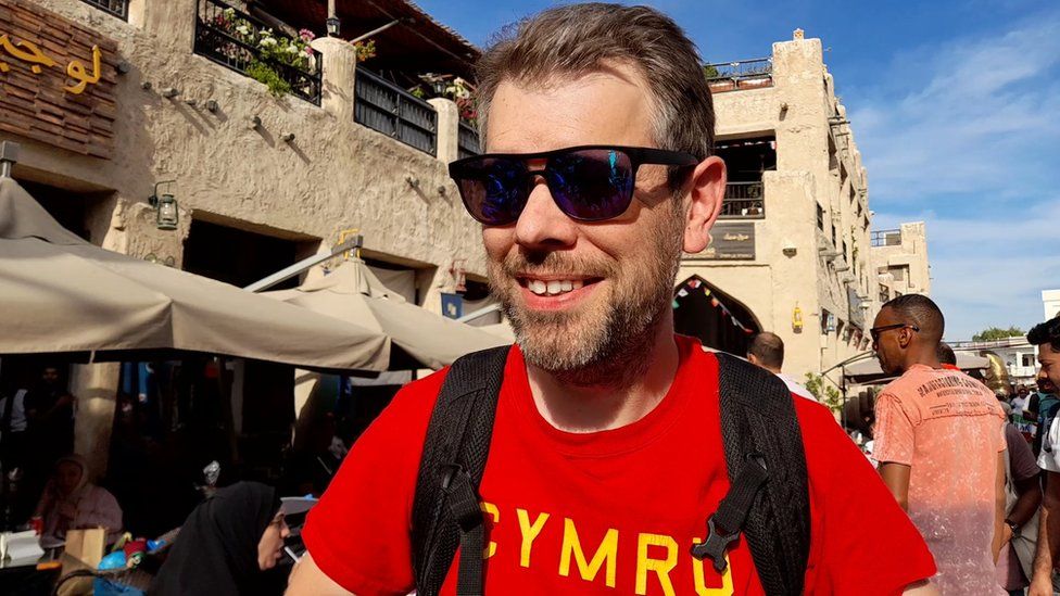 Cwpan y Byd: ‘Mae’r byd yn gwybod pwy yw Cymru nawr’ - BBC Cymru Fyw