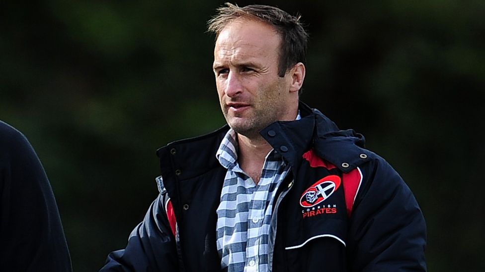 Dan Lee: Cornish Pirates forward suffers 'serious knee injury' in ...