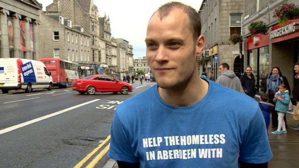 Chef serves up soup and sympathy for the homeless - BBC News