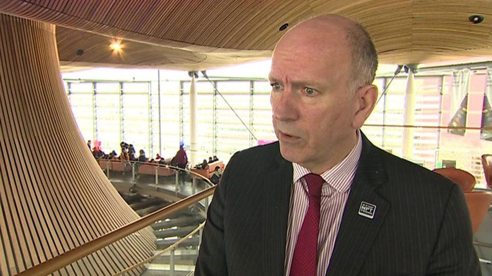 Welsh NHS needs to ramp up Brexit preparation, AMs say - BBC News