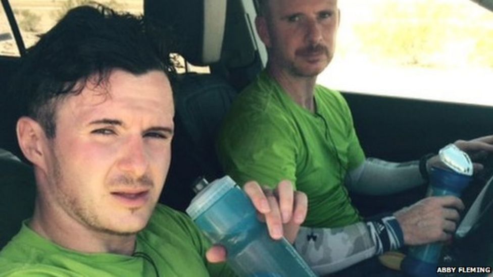 Extreme runner Rhys Jenkins completes Death Valley ultra - BBC News