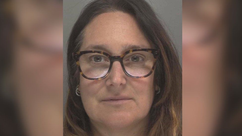 Maghull crash: Dangerous driver jailed for seriously injuring child - BBC News