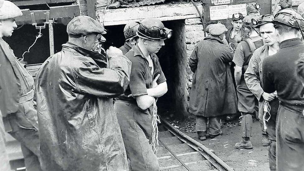 Exhall Colliery disaster: Tragedy, survival and heroism - BBC News