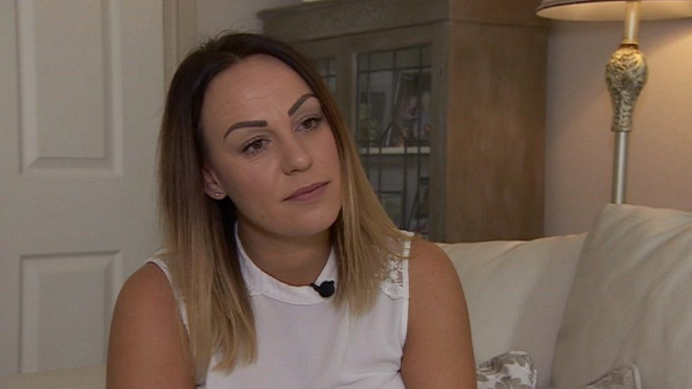 Leicester hospital knife attack nurse 'just doing my job' - BBC News