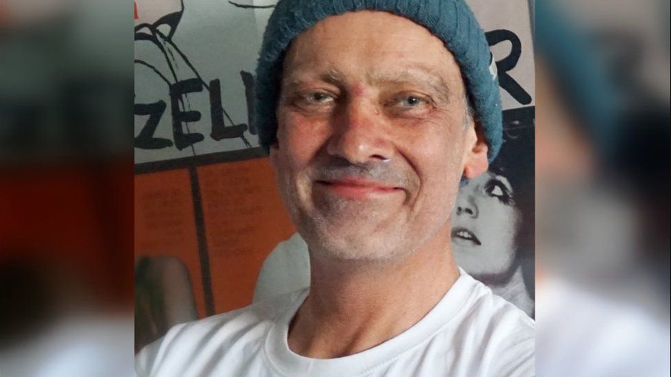 Emyr Glyn Williams, un o sylfaenwyr label Ankst, wedi marw - BBC Cymru Fyw