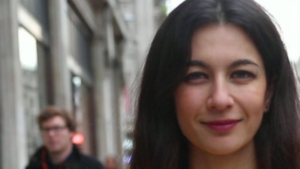 How disconnecting the internet could help our identity - BBC News