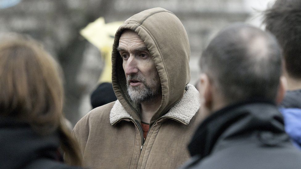 Extinction Rebellion: Co-founder apologises for Holocaust remarks - BBC ...