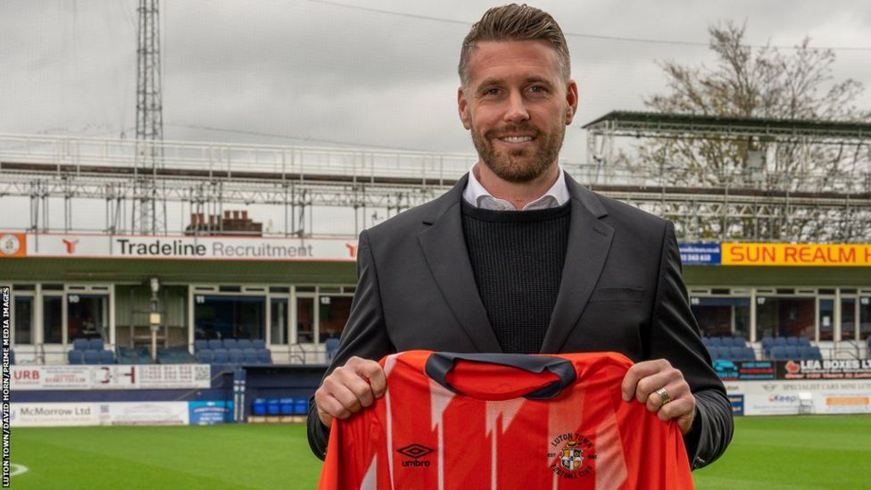 Rob Edwards: Luton Town name former Watford boss as manager - BBC Sport
