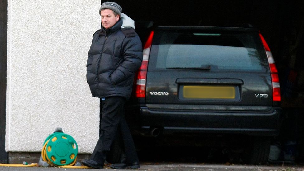 'Gay mafia' book claim priest accuses church of bullying - BBC News