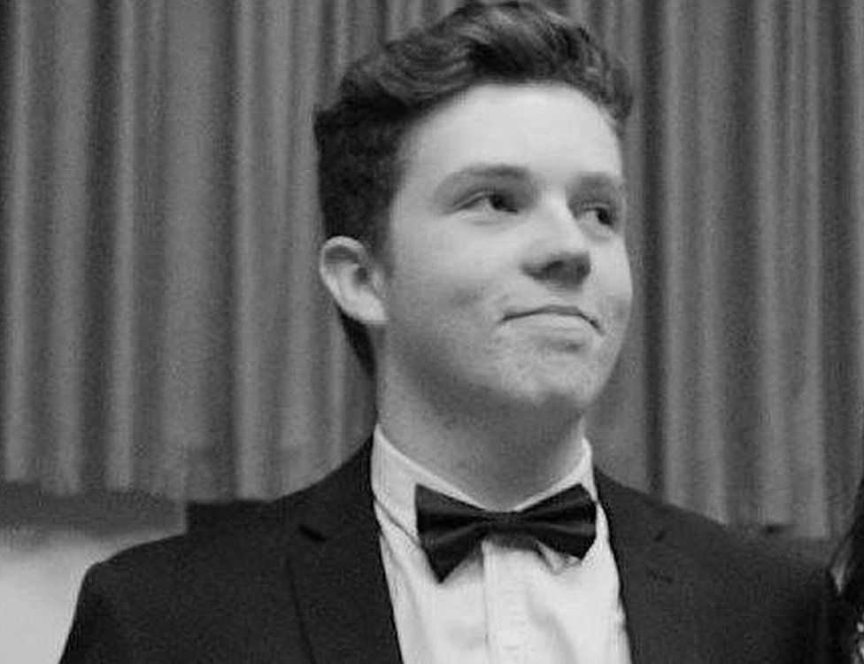 Walking Dead series six finale petition 'was a joke' says teenager in ...