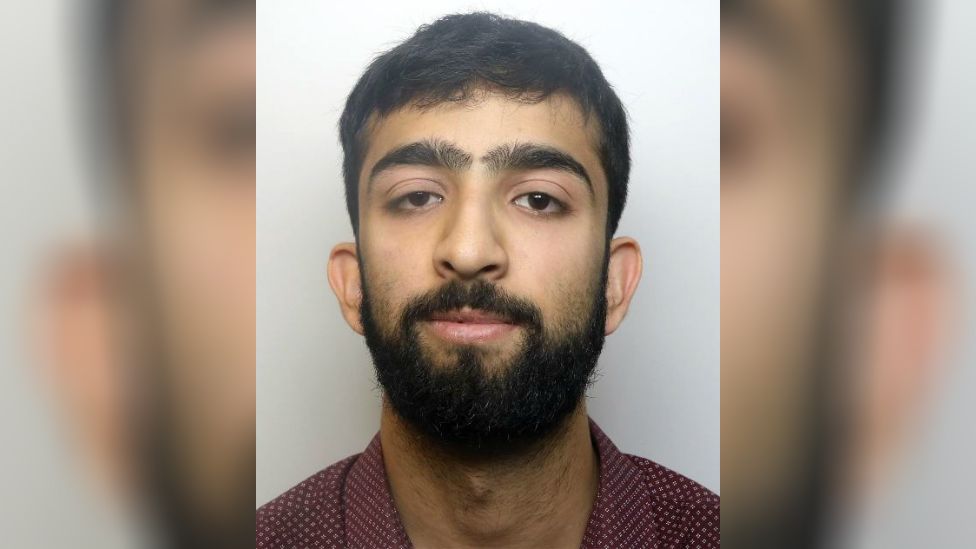 Omar Ashfaq jailed for leaving 'violent footage' in shoes at mosques ...
