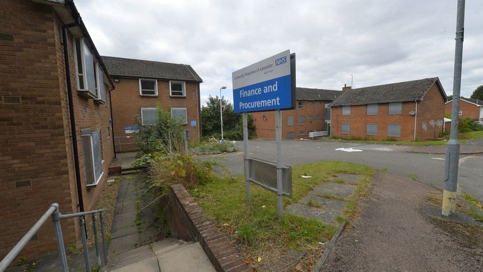 Fly-tipping, vandalism and drug fears blight Leicester's Hospital Close ...