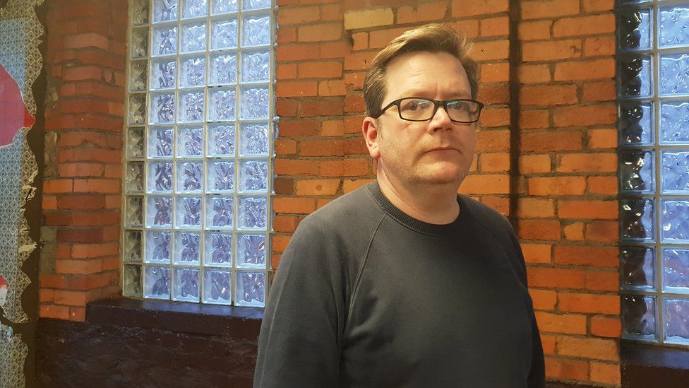 Cynlluniau 'uchelgeisiol' i ddatblygu Clwb Ifor Bach - BBC Cymru Fyw