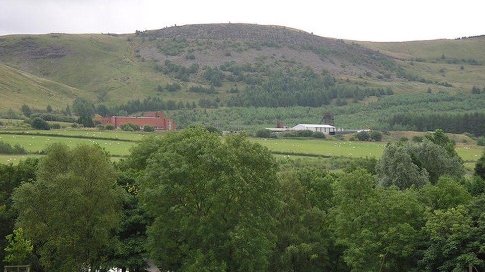 Zip wire plans for former Tower Colliery site submitted - BBC News