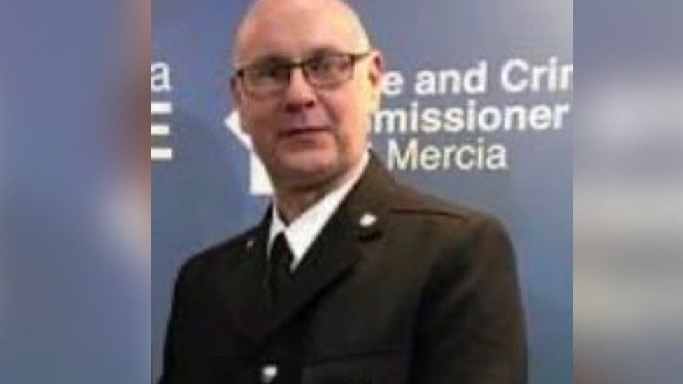 Tributes to PC who died in Birmingham collision - BBC News