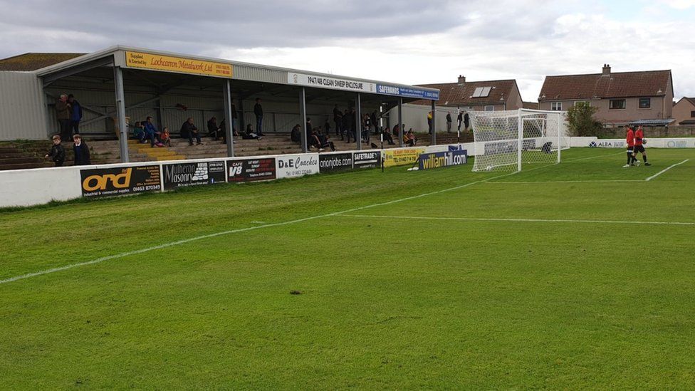 Clachnacuddin: The fire-hit football club longing to return home - BBC News