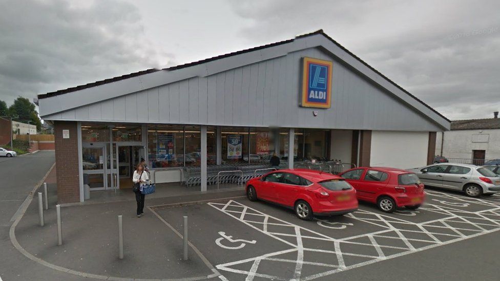 Aldi plans to open six new stores across Scotland - BBC News