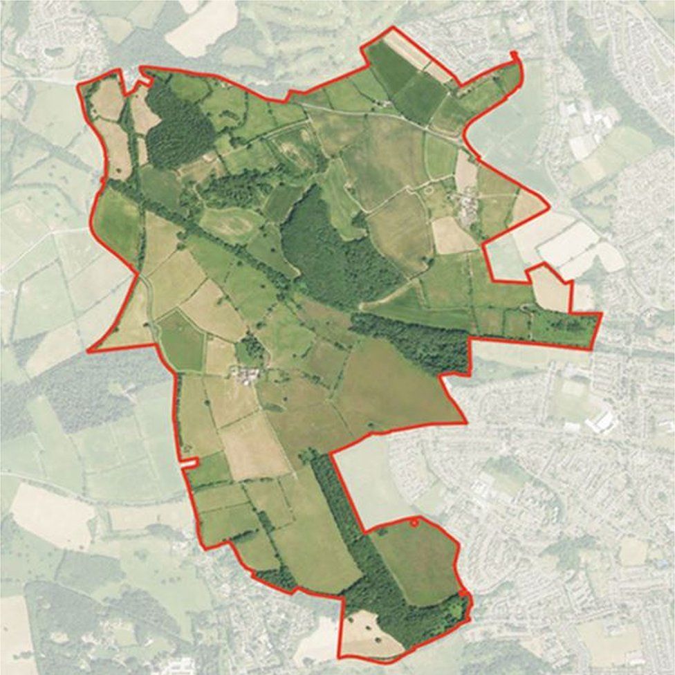 £2bn Plasdwr village plans for outskirts of Cardiff - BBC News