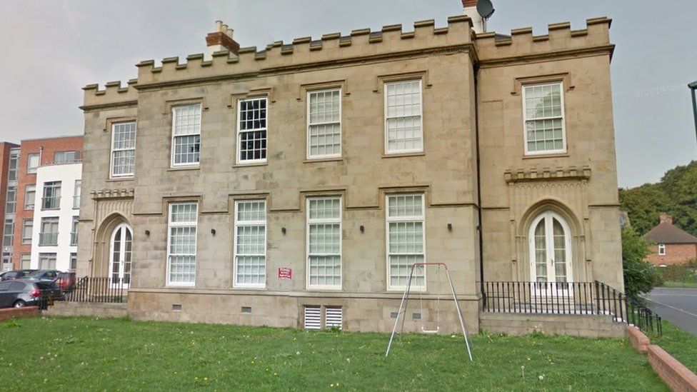 Payout of £75,000 over child abuse claim at Nottingham home - BBC News