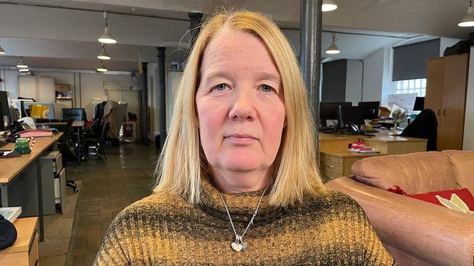 'A drugs gang turned my son against me' - BBC News