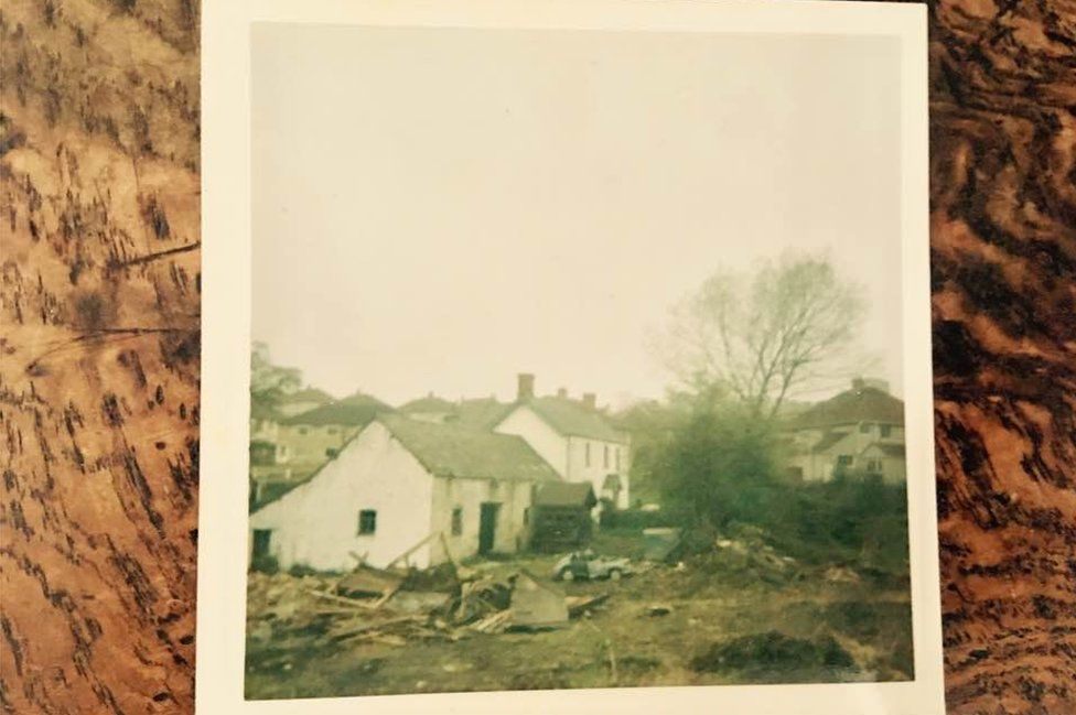 Y Gymraeg yng Nghaerdydd - BBC Cymru Fyw