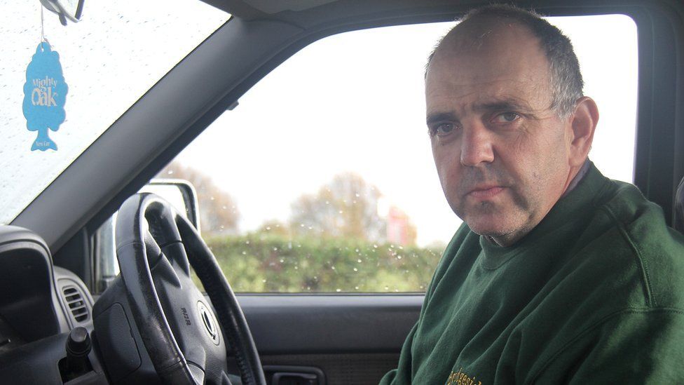 The villagers of Great Heck living by a burning pile of rubbish - BBC News