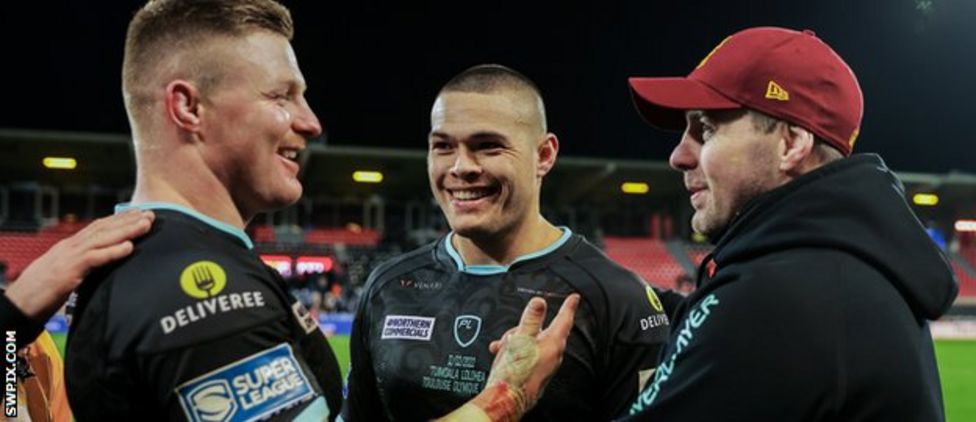 Challenge Cup final: Wigan v Huddersfield - Matty Peet & Ian Watson in ...