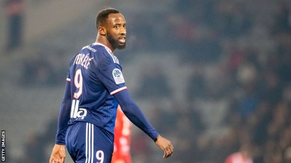 Moussa Dembele: French striker not for sale, say Lyon - BBC Sport