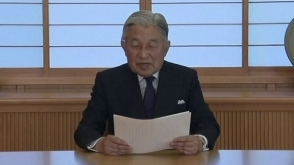 Japan's Emperor Akihito: Ten things you may not know - BBC News
