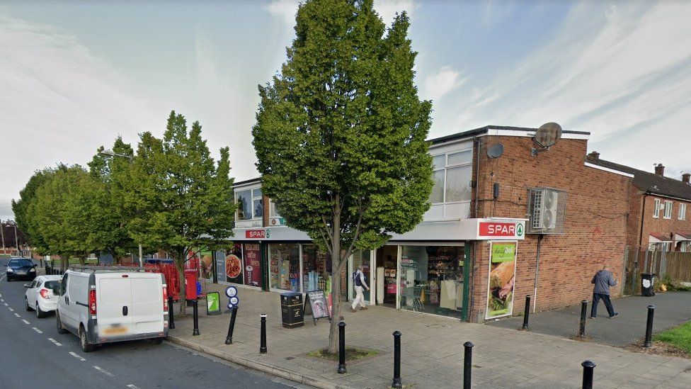 Bramhall robbery: Armed robbers force open ATM with car and chain - BBC ...