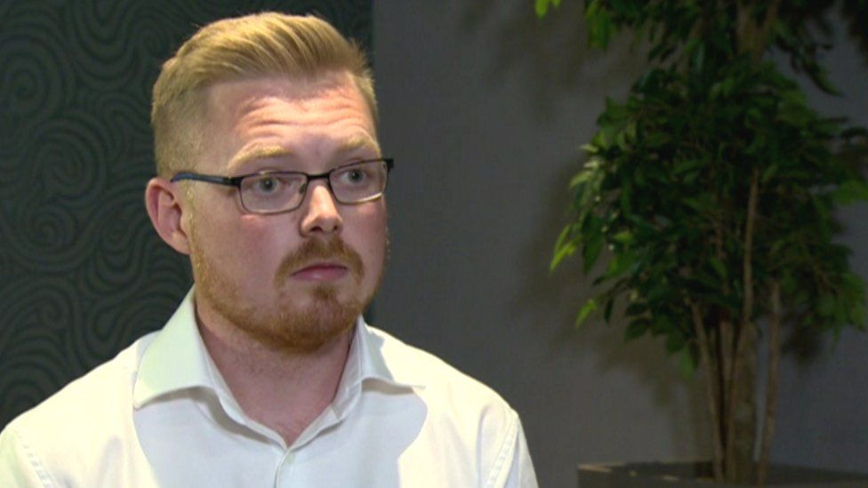 David Black murder: IRA graffiti sprayed at scene - BBC News