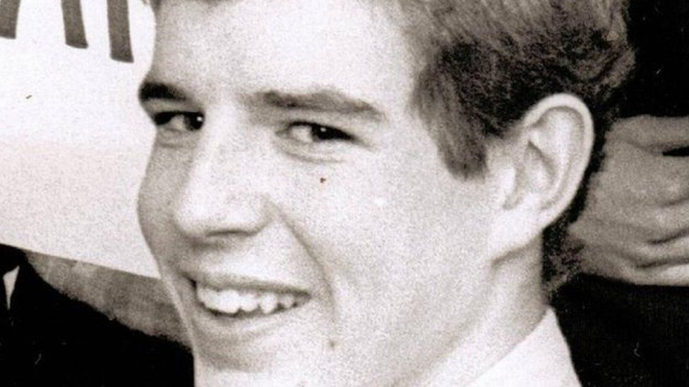 Hillsborough inquests: Fan battled to save John McBrien - BBC News