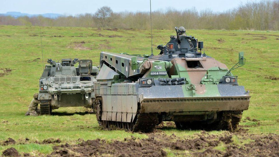 New Anglo-French rapid deployment force put through paces - BBC News