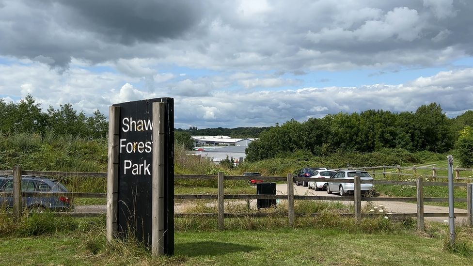 Swindon: Teenager still in hospital after Shaw Forest Park stabbing ...