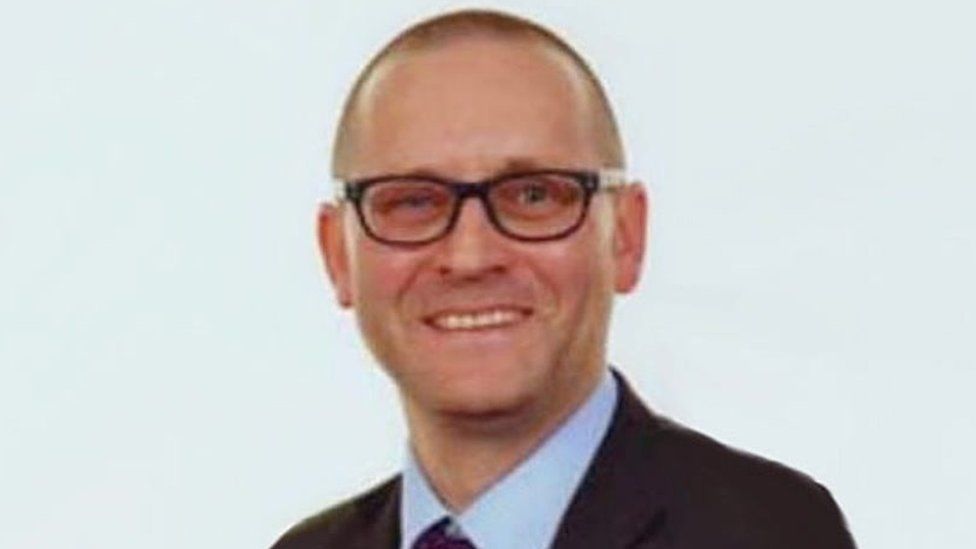 Voyeur head teacher Ashley Yates had 'additional' victims - BBC News