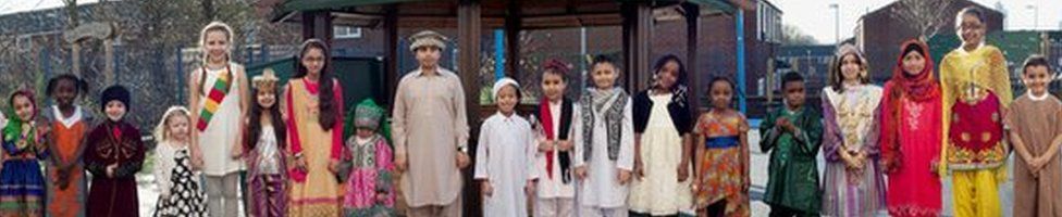 Panoramic snapshots of life in Manchester's multicultural Cheetham Hill ...