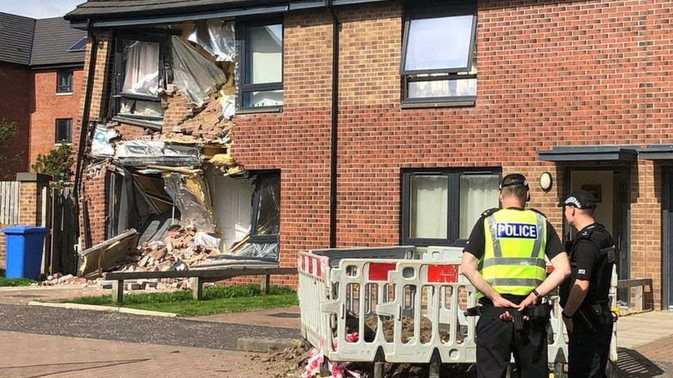 Trucker admits ramming HGV into partner's East Kilbride home - BBC News