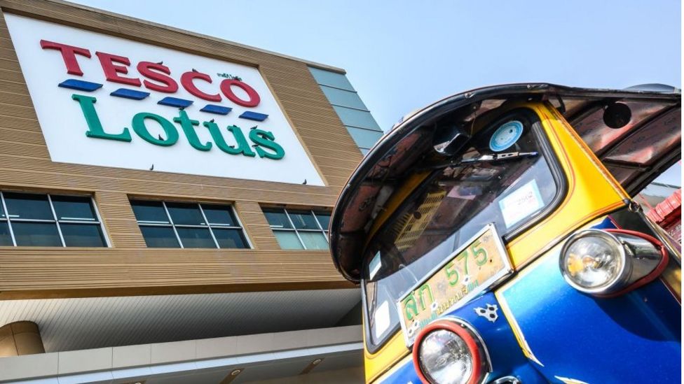 Tesco sells Polish supermarket business - BBC News