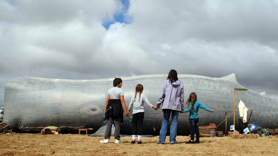 Feste: Derby arts festival includes 60ft whale-shaped venue - BBC News
