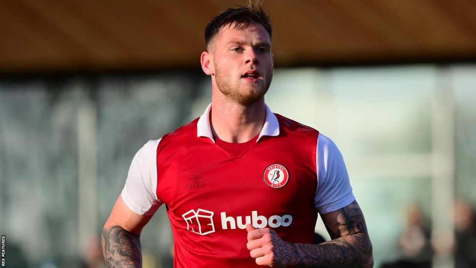 Joe Low: Walsall sign Bristol City defender on loan - BBC Sport