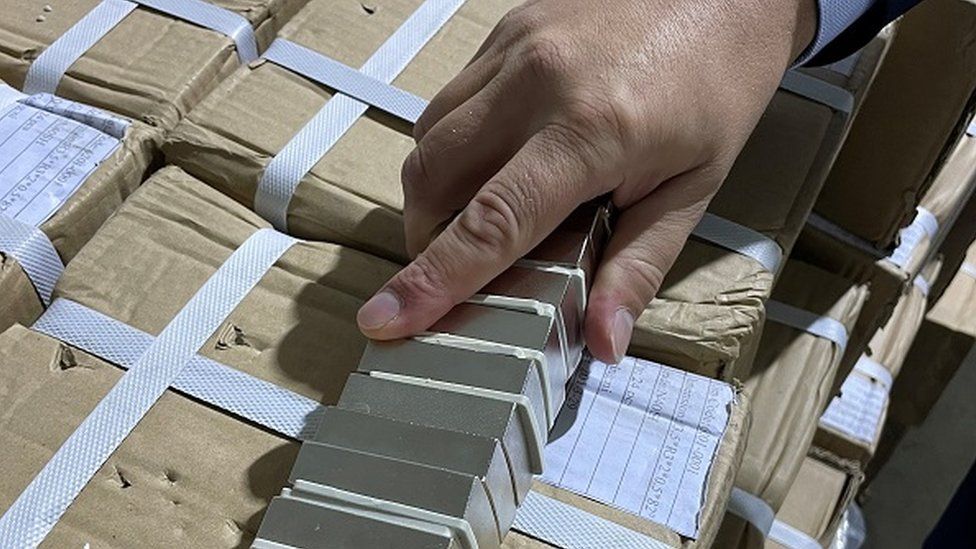 Belfast magnet recycling plant gets £1.7m government grant - BBC News