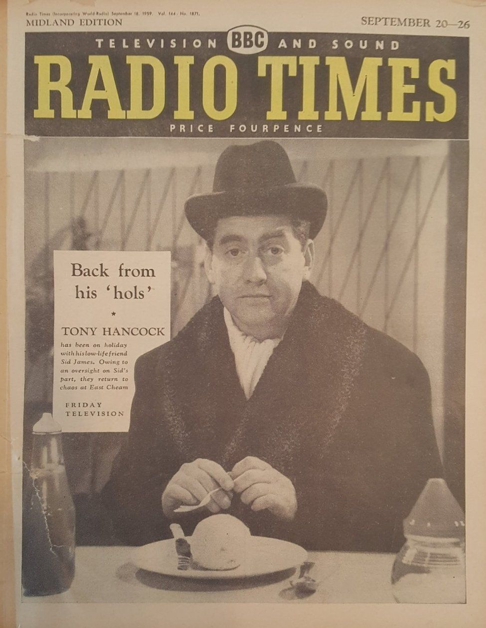 Leicester: Tony Hancock archive to be made publicly available - BBC News