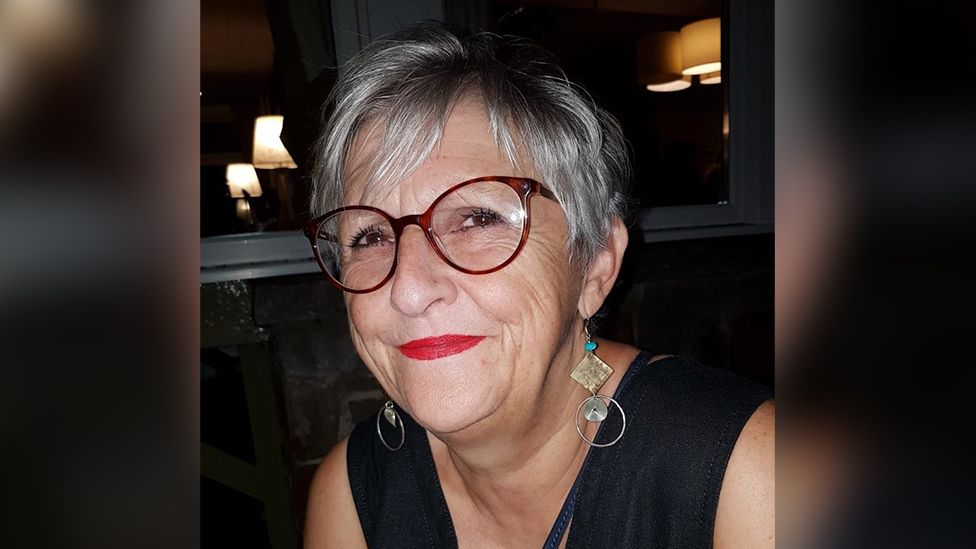 New Year Honours: LGBT chief police officer gets BEM - BBC News