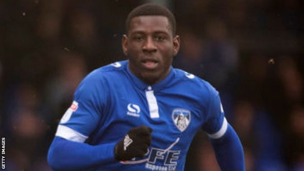 Oldham Athletic: Tope Obadeyi signs new deal with League One club - BBC ...